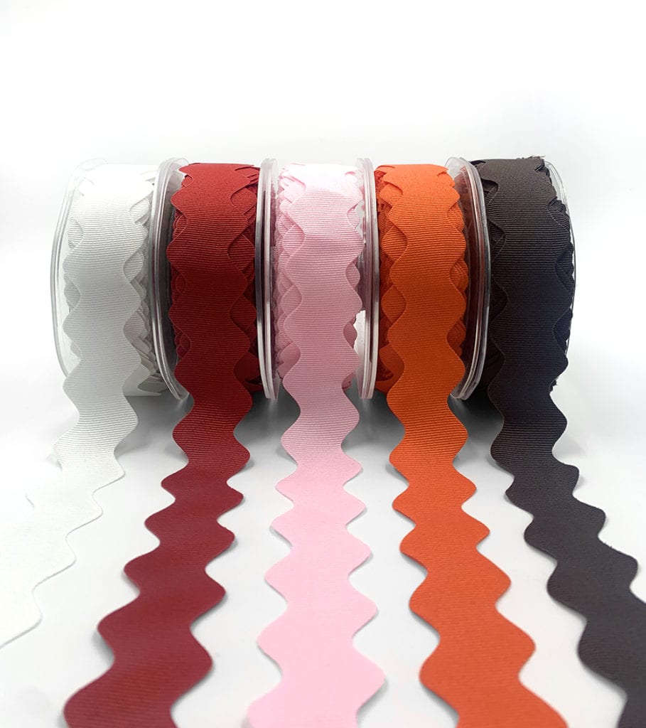 1 inch Ric Rac Ribbon with Cut Edge - May Arts Ribbon