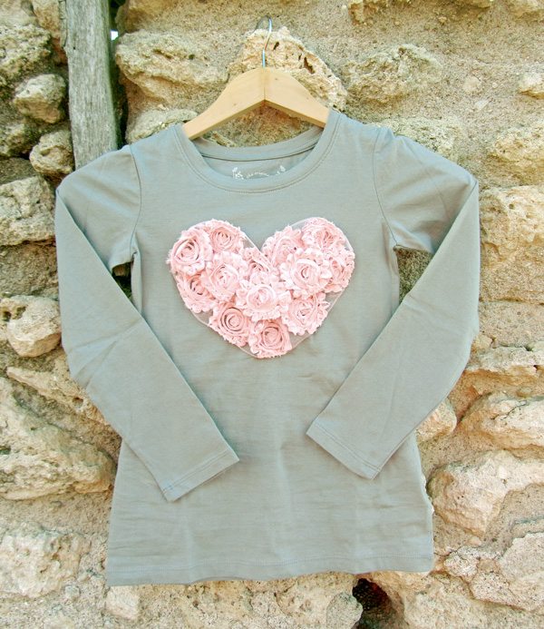 Make Your Own: Shirt Design with Ribbon