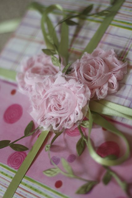 DIY Spring Gift Wrap