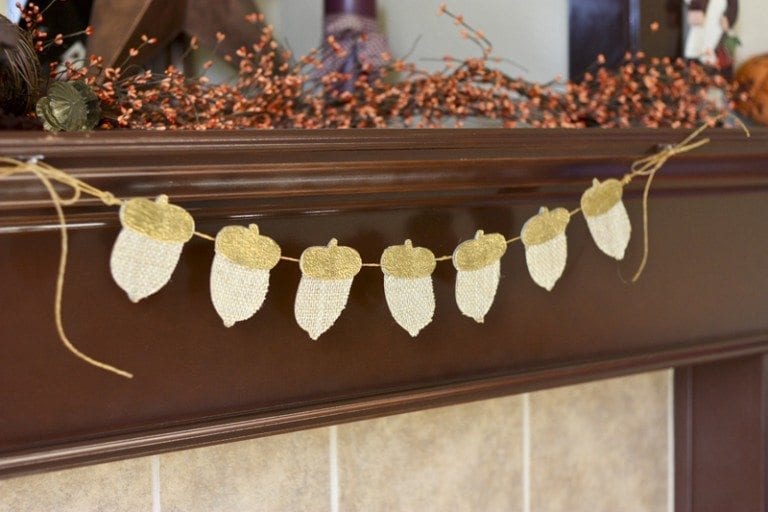 Fall Home Decor: Make an Acorn Banner
