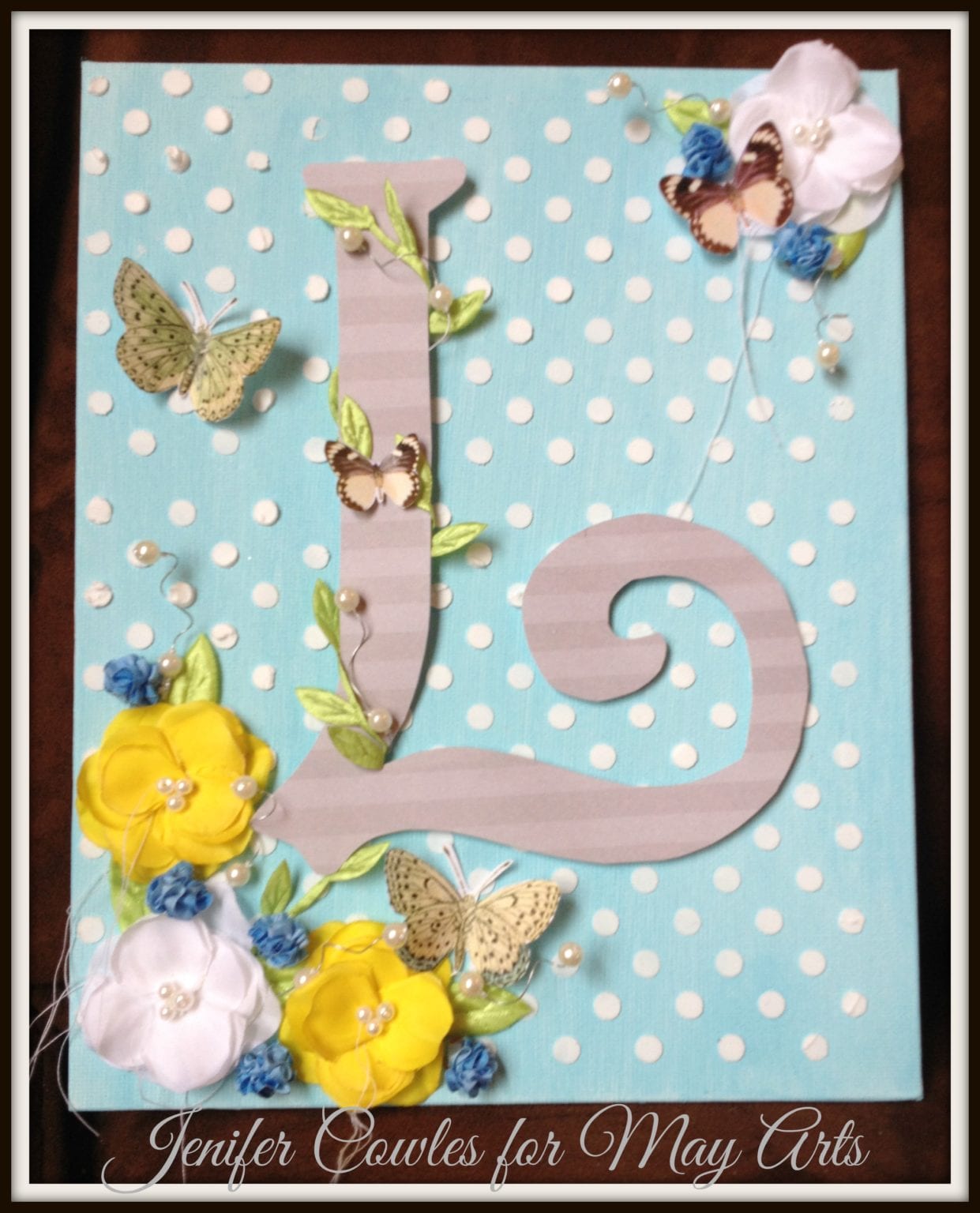 Homemade Gift Idea: Monogram Canvas