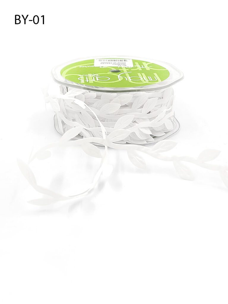 3/4 Inch Classic Leaves Ribbon with Sealed Cut Edge