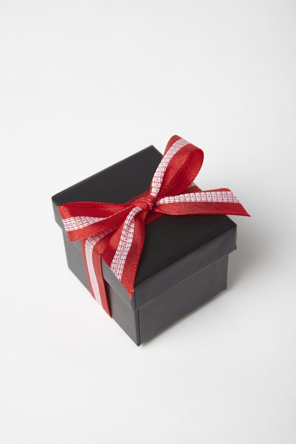 5/8 Inch Fancy Stitched Center Ribbon with Woven Edge